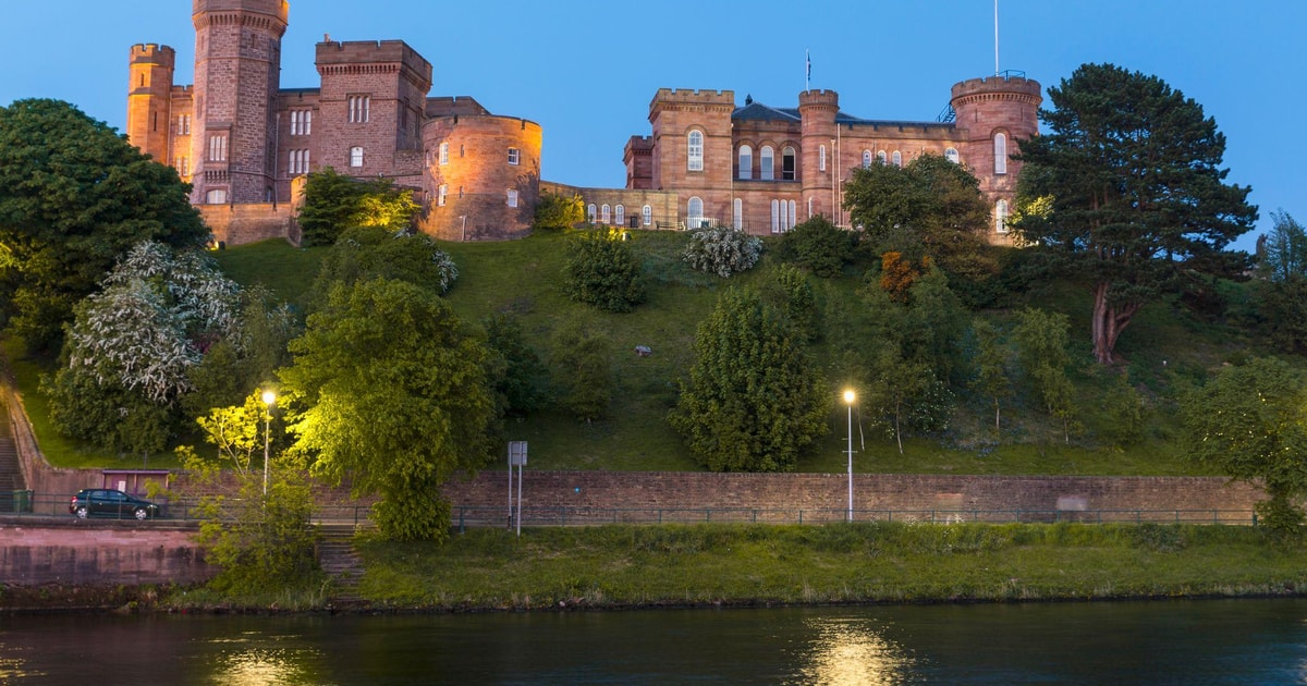 Guidet tur på elcykel i Inverness – se seværdighederne med en guide ...