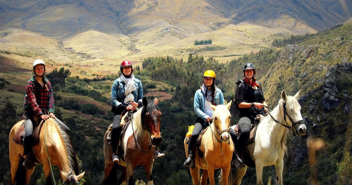 Cabalgata al Templo de la Luna y al Cerro Chacán | GetYourGuide