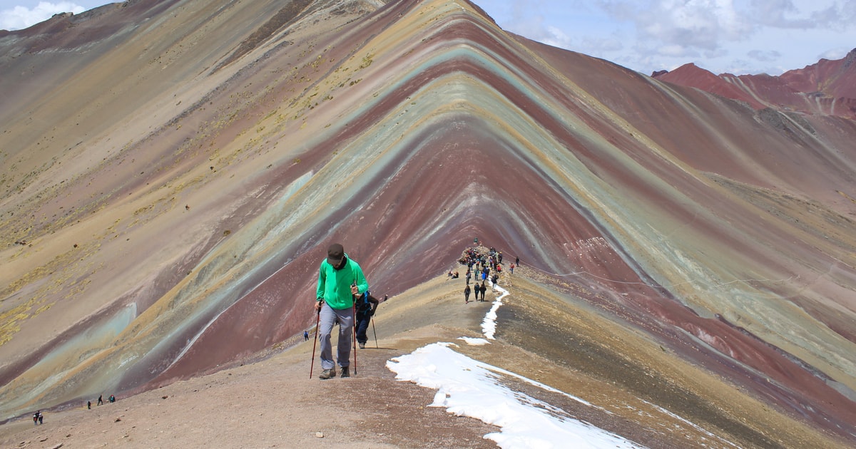 Vinicunca Regenboogberg, dagtrip vanuit Cusco | GetYourGuide