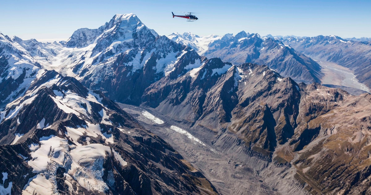 Mount Cook: Alpine Explorer 35 Minute Flight | GetYourGuide