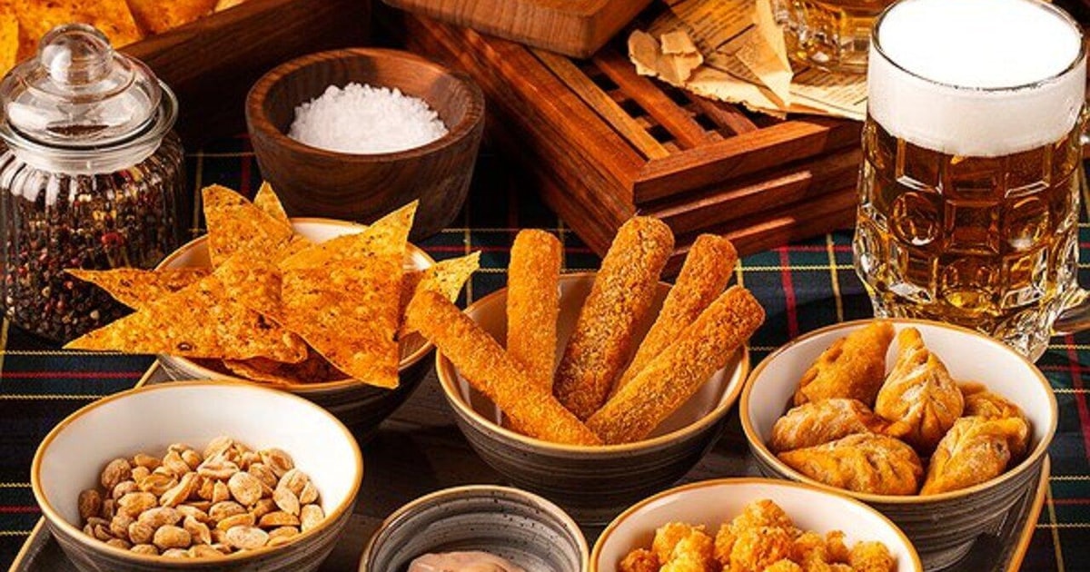 Bier & traditionelle Snacks in Baku | GetYourGuide
