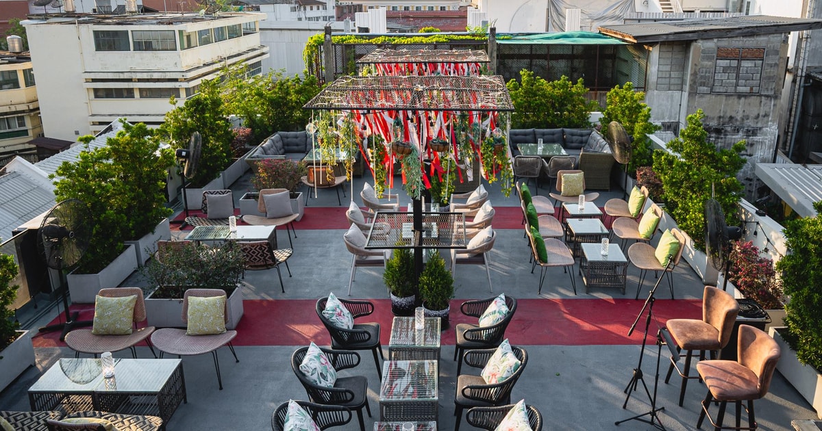 Bangkok: Sanay Rooftop Bar The Ember Hotel | GetYourGuide