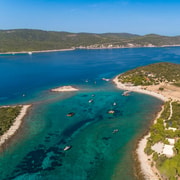 5 Inseln Private Bootstour:Blaue Höhle,Hvar&Pakleni Inseln | GetYourGuide