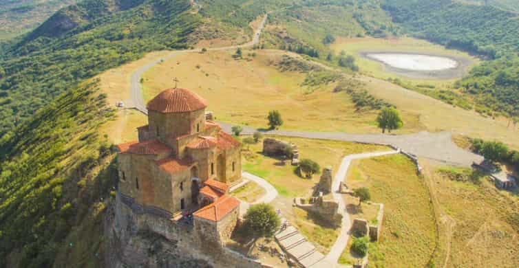 Samtavro Convent, 姆茨赫塔市 - 预订门票和游览 | GetYourGuide