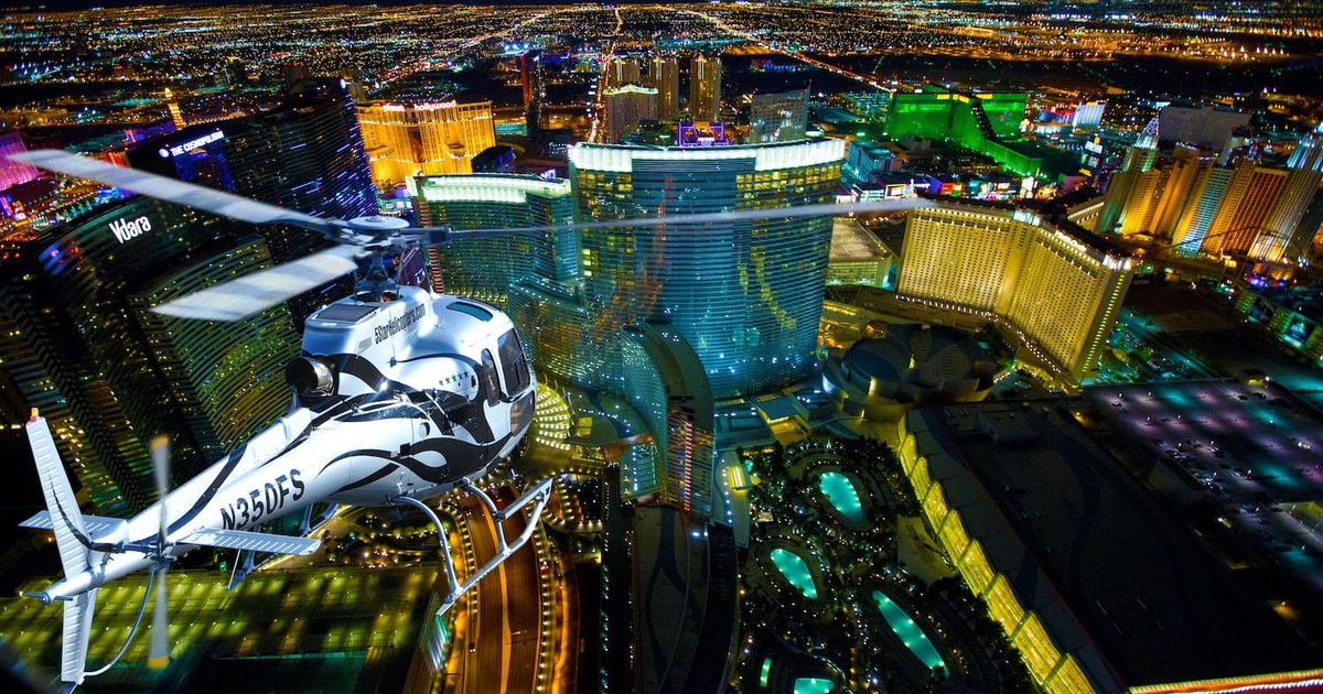 Las Vegas: Nighttime Helicopter Flight over the Strip | GetYourGuide