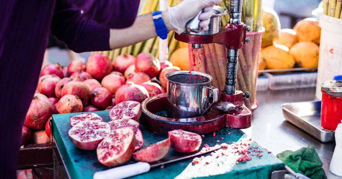 Dubai: Guidad tur i gamla stan med souker, provsmakningar och båttur ...