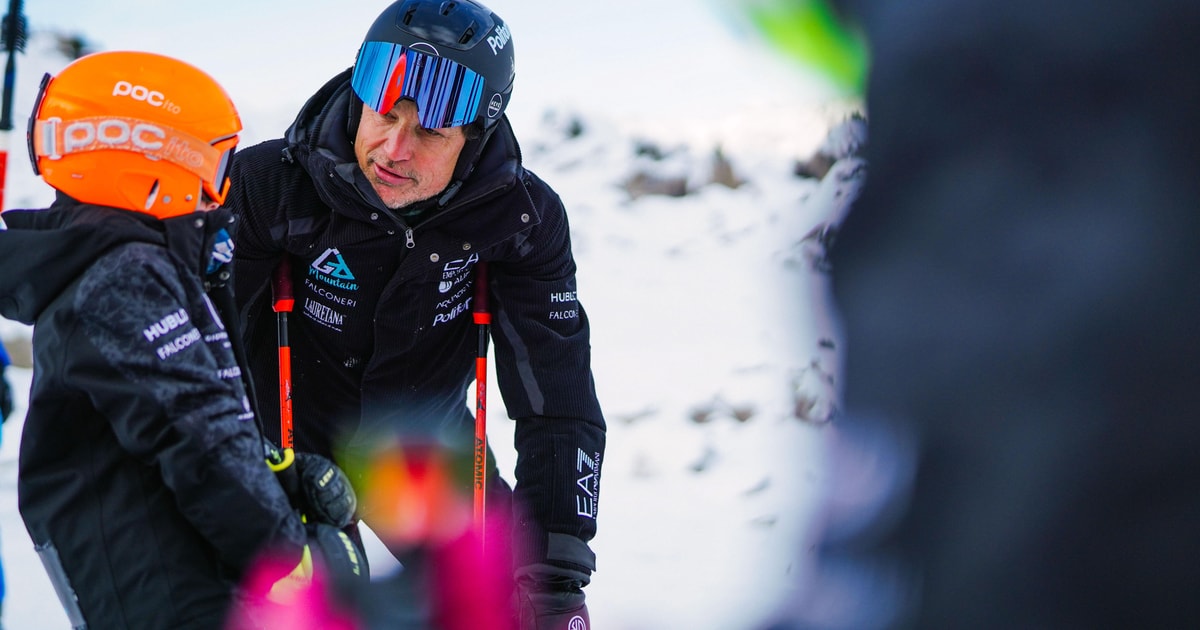 St. Moritz: Full-Day Kids Ski with Lunch | GetYourGuide