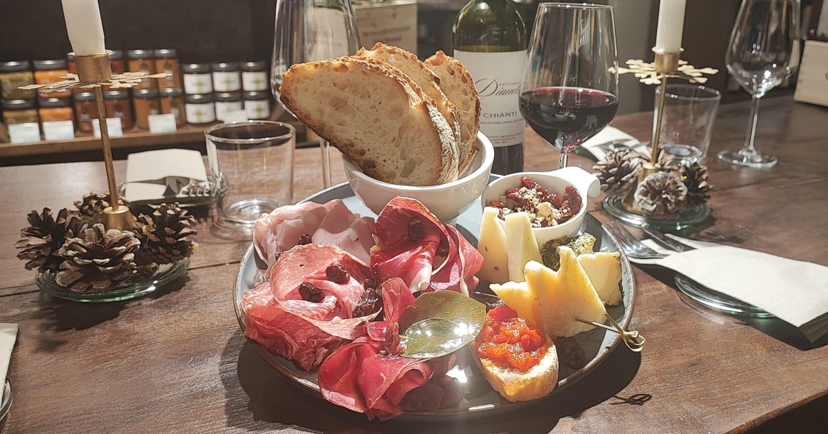 Milán: Aperitivo con Plato Degustación y Copa de Vino | GetYourGuide
