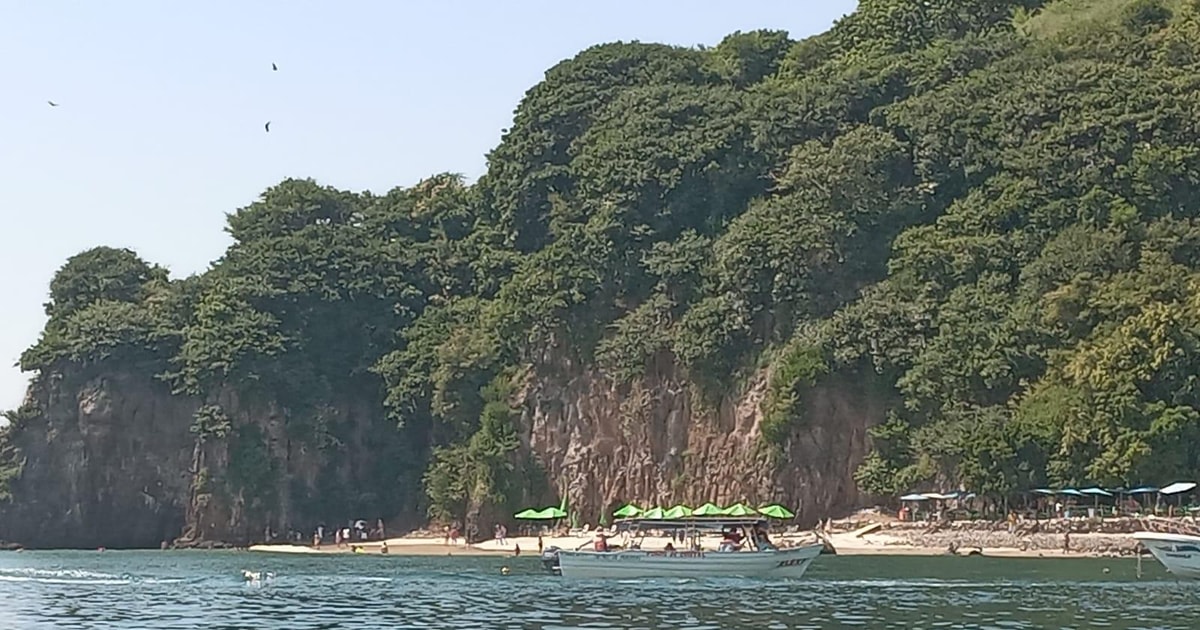 Playa del toro : hermosa playa de aguas cristalinas | GetYourGuide