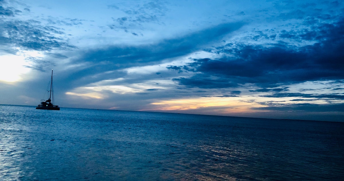 Explore beautiful trincomalee with a tour guide | GetYourGuide