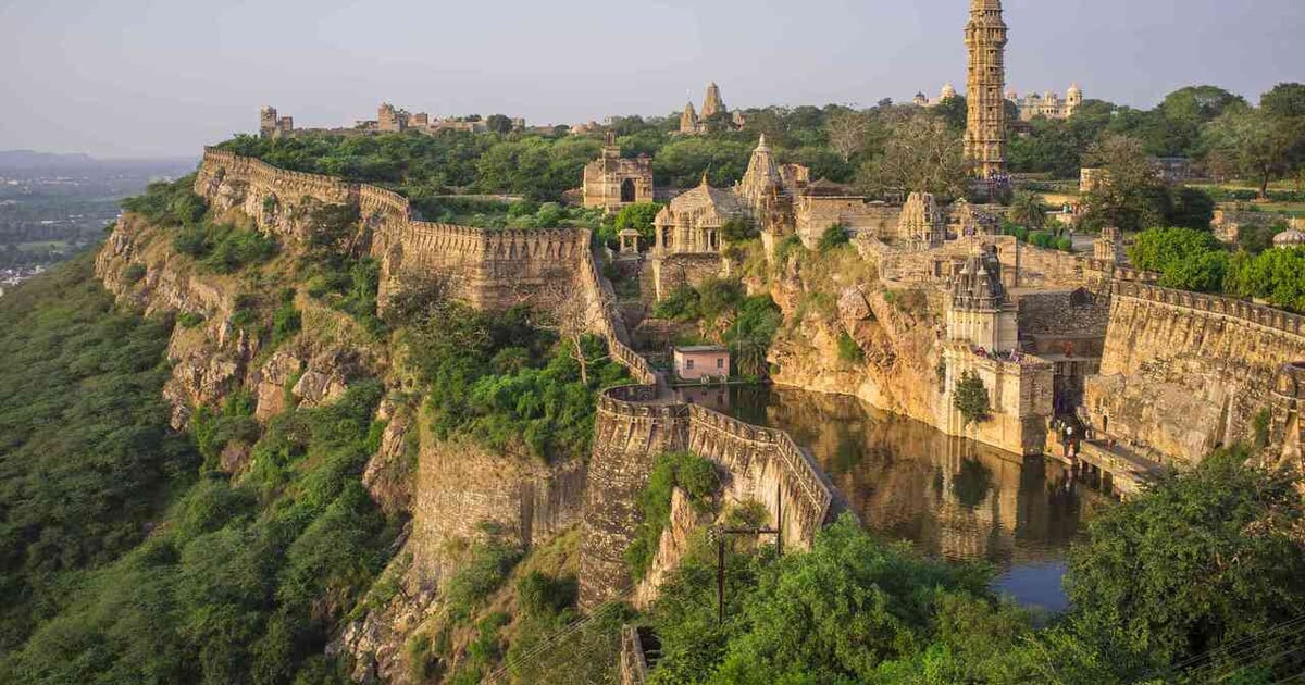Private Day Tour Unesco Chittorgarh Fort from Udaipur City | GetYourGuide