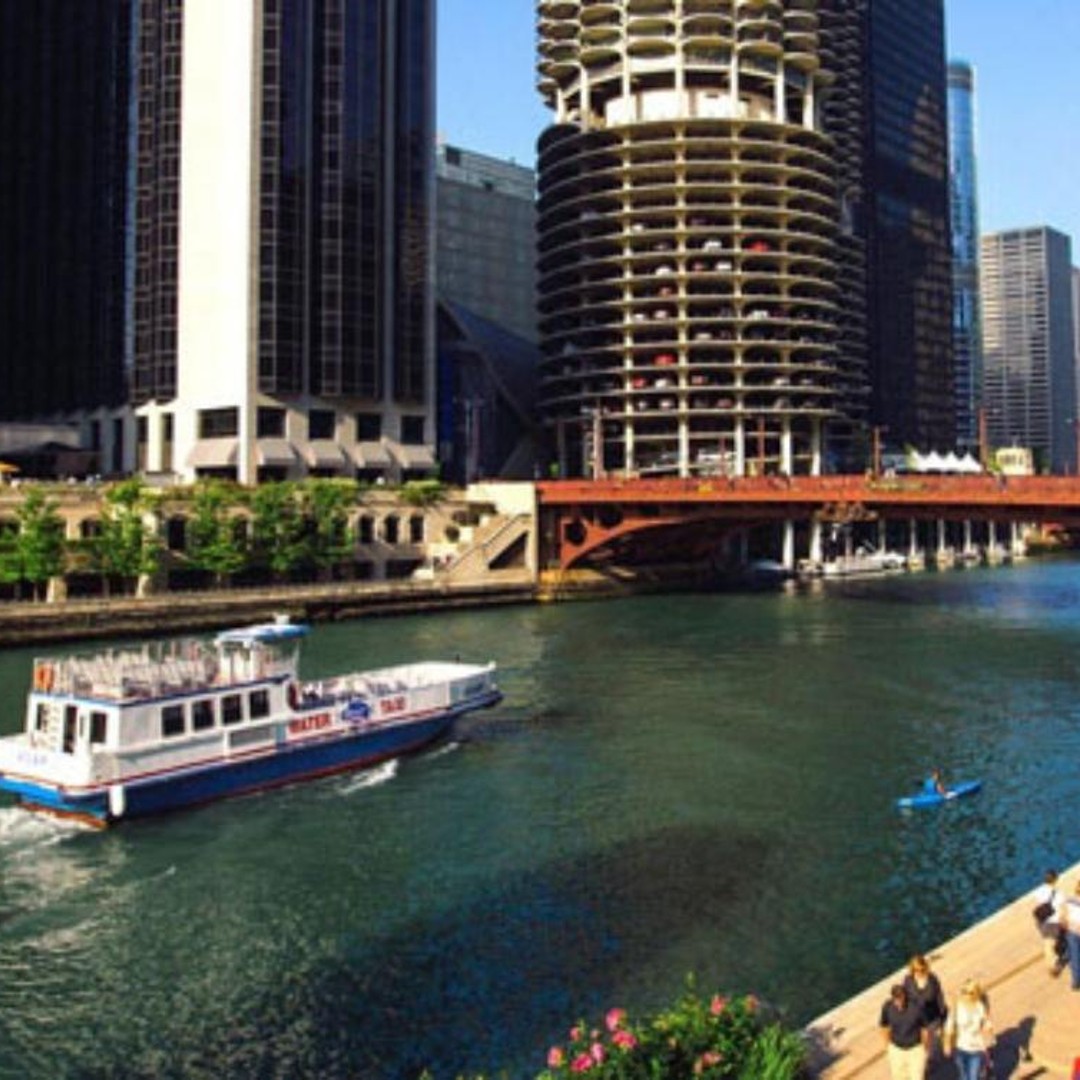 Chicago: Shoreline All Day Water Taxi | GetYourGuide