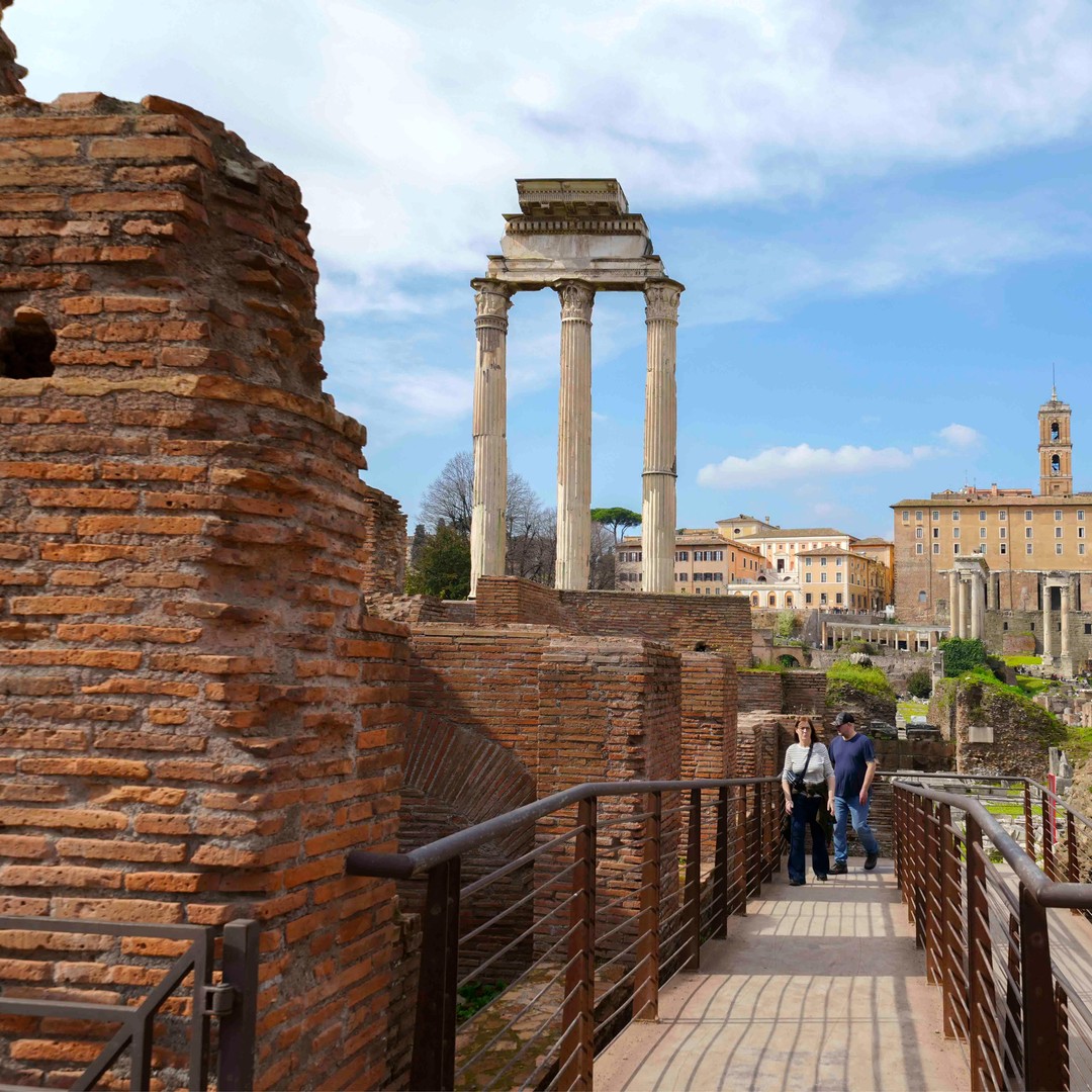 Rome: Colosseum Arena, Roman Forum & Palatine Hill VIP Tour | GetYourGuide