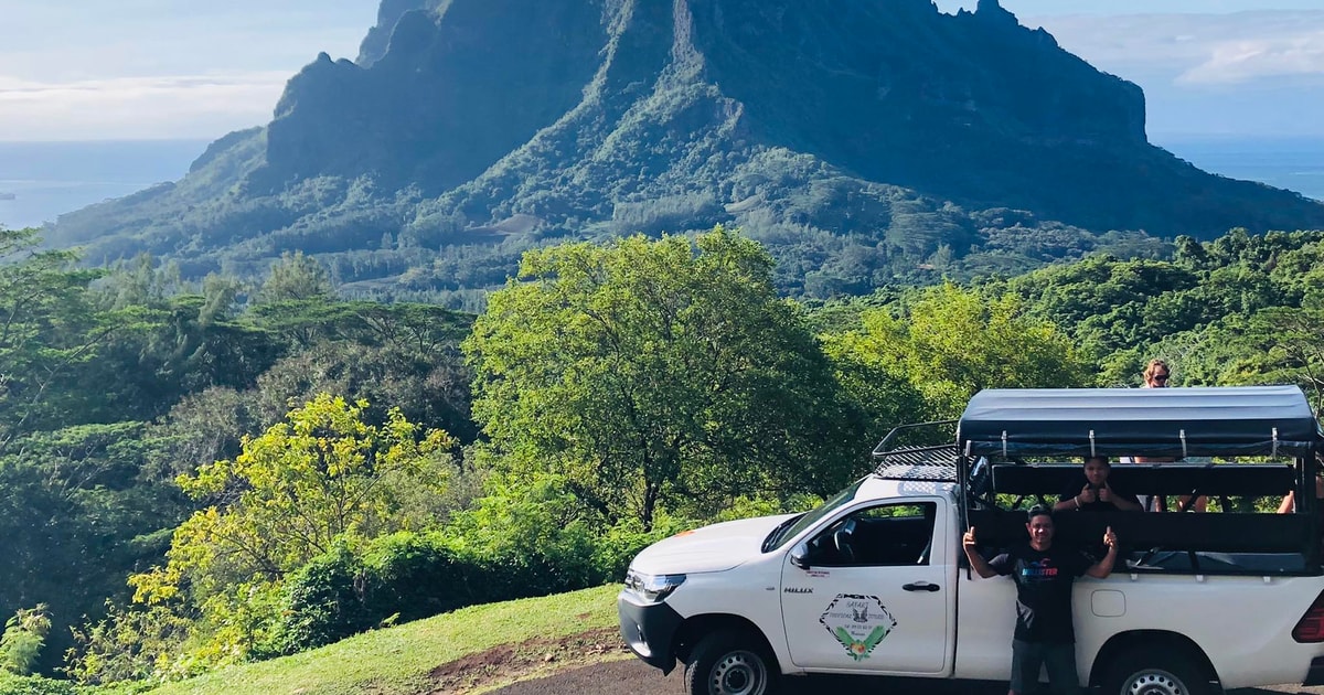 Moorea:4X4 safari excursion between land and sea with lunch | GetYourGuide