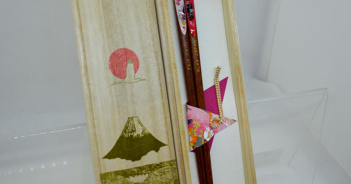 Tokyo: Chopstick & Wrapping Workshop at Shibuya | GetYourGuide