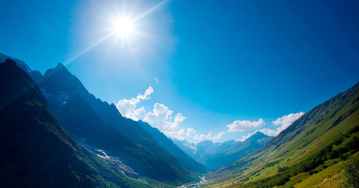 Descubre las montañas de Talish en Azerbaiyán | GetYourGuide