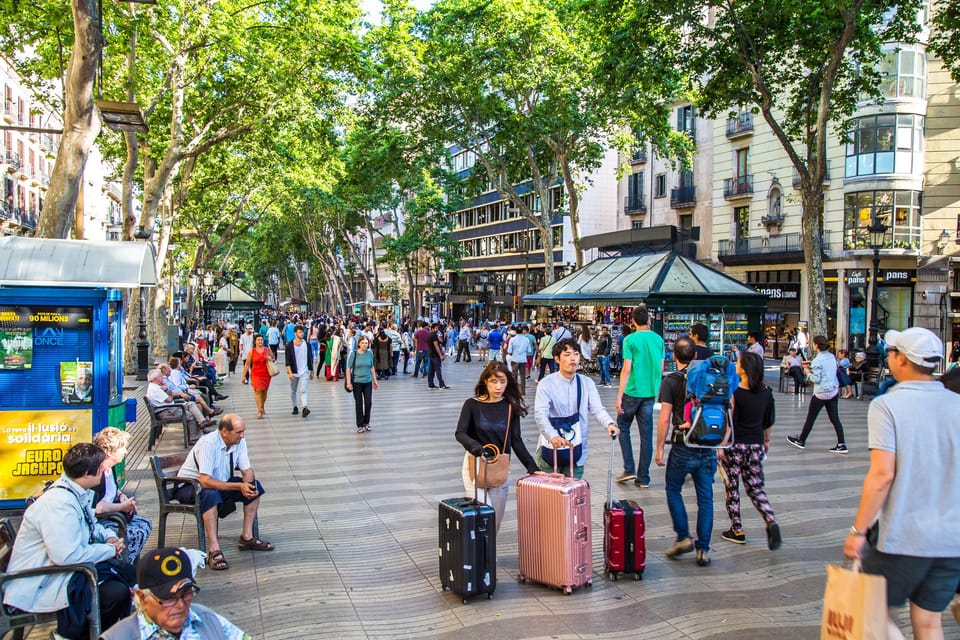 Gotische wijk van Barcelona: Wandeltour met audiogids | GetYourGuide