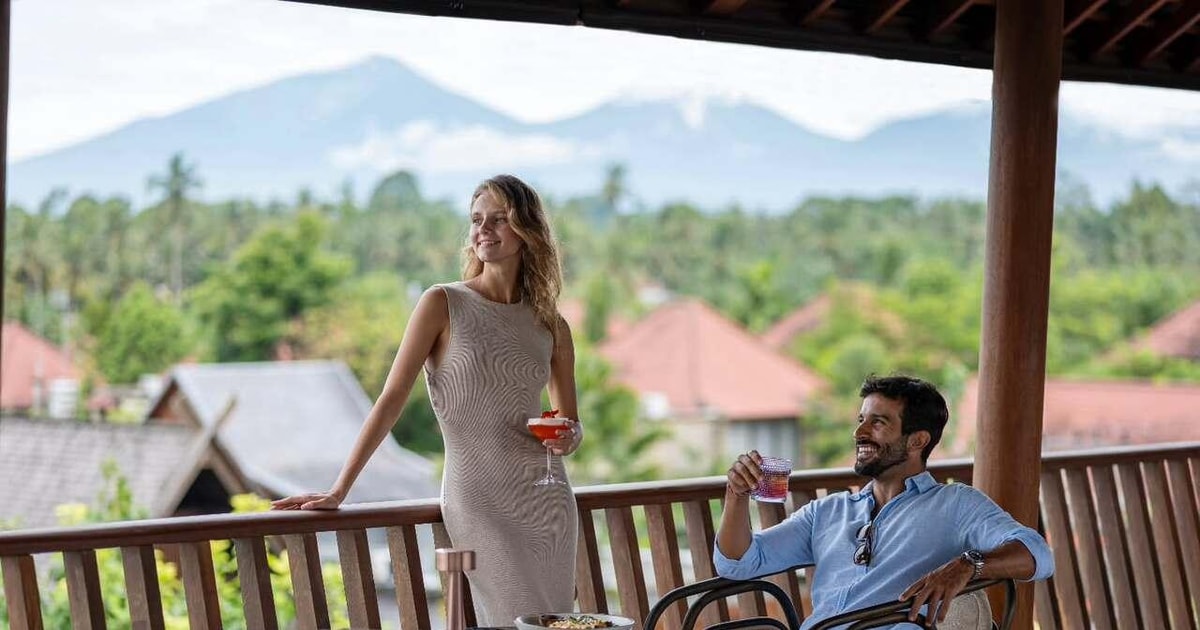 Ubud: Higher Level Lounge & Bar Dining E-Voucher | GetYourGuide