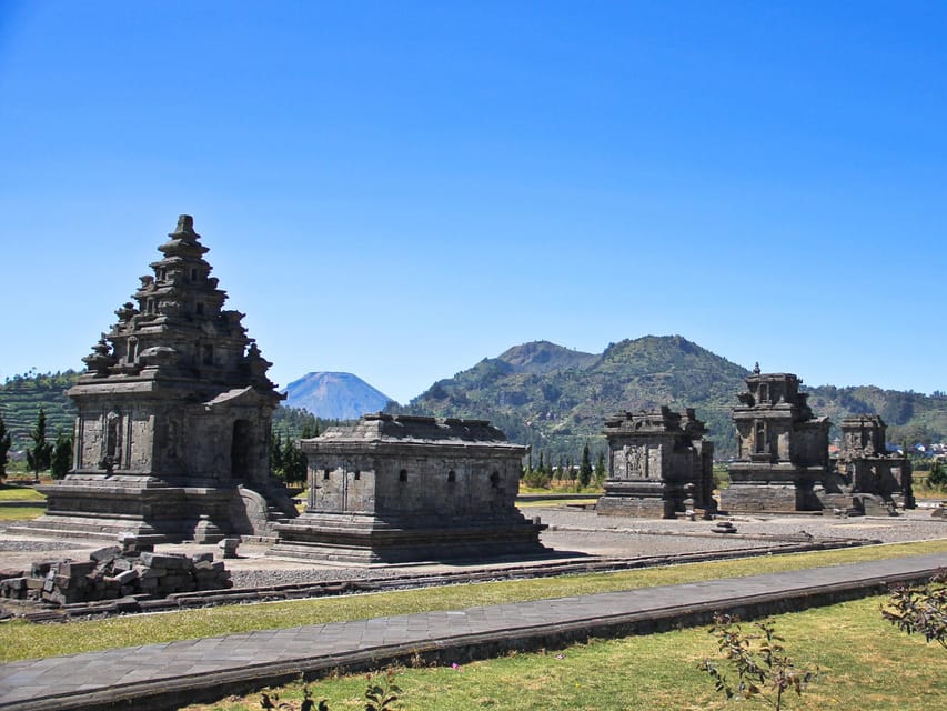 Dieng Plateau: Sikunir Golden Sunrise Tour from Yogyakarta | GetYourGuide