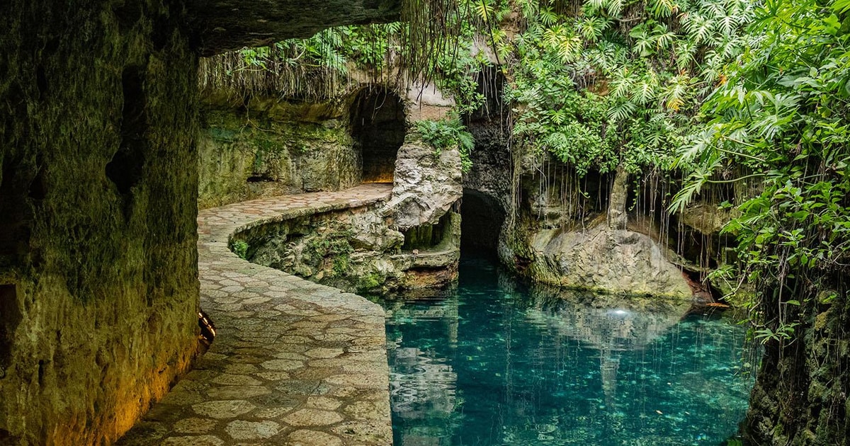 Mérida: Uxmal y Hacienda Mucuyché: experiencia de élite | GetYourGuide