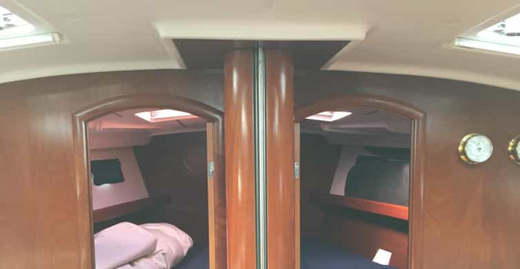 Ostrovy Lavezzi a Cavallo: Soukromá plavba na plachetnici | GetYourGuide