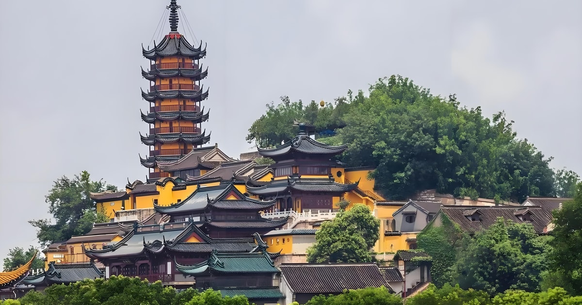 From Shanghai: Suzhou Day Trip with Garden & Temple | GetYourGuide