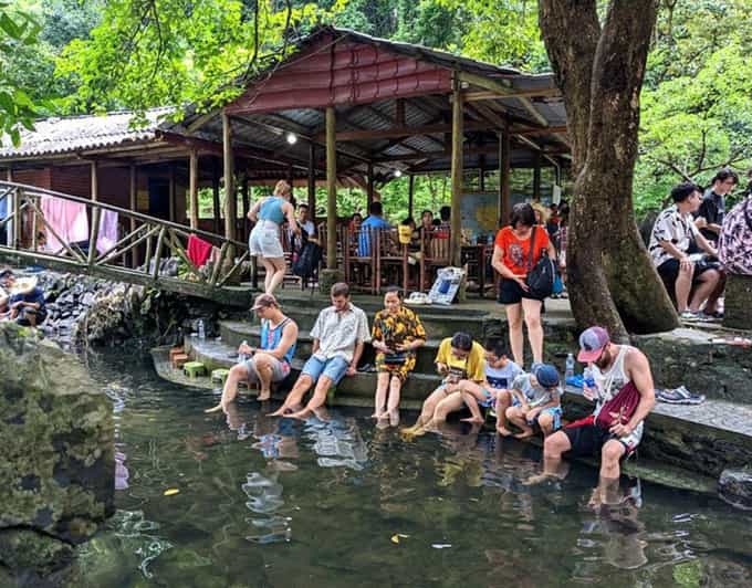 2024年のベスト：Ben Beo harbour, Cat Ba Island 観光 - 無料キャンセル | GetYourGuide