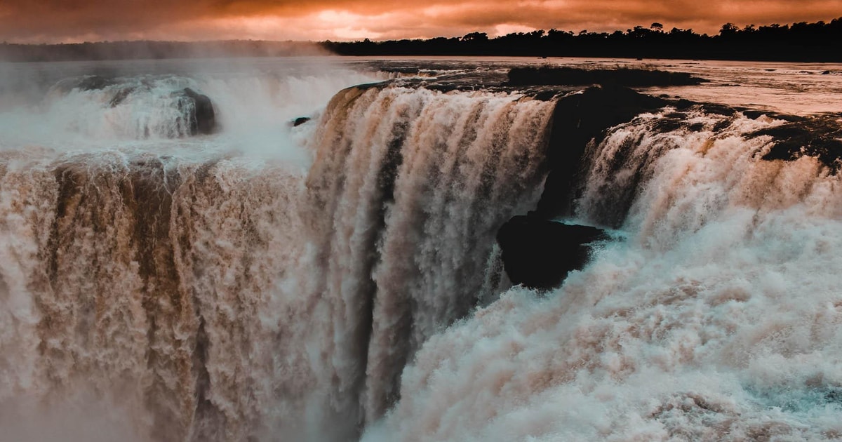 Visit the Argentine Waterfalls with a Guide | GetYourGuide