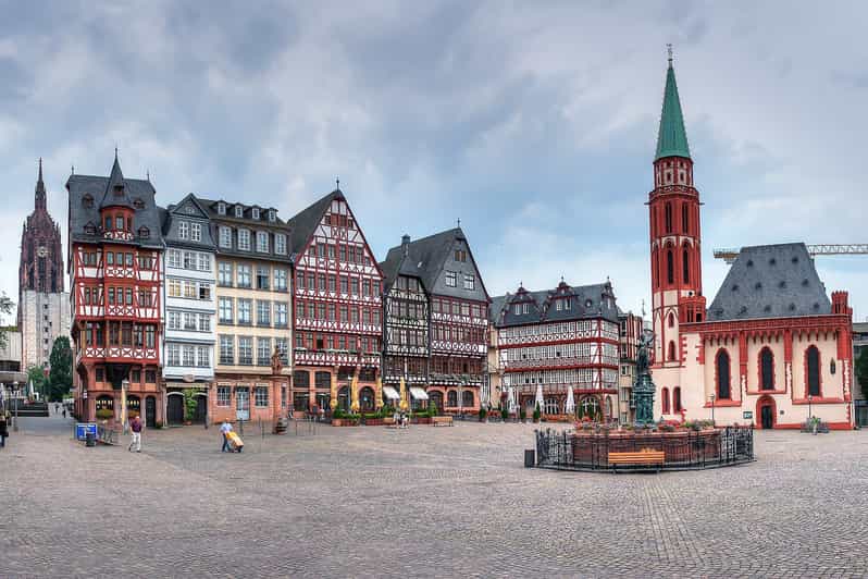 La ville de Francfort : Visite guidée avec une chasse au trésor avec un ...