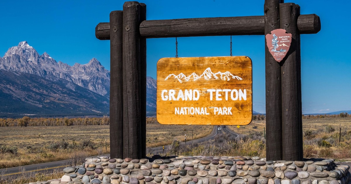 LV,Grand Teton,Yellowstone National Park 5-Day Tour from SLC | GetYourGuide
