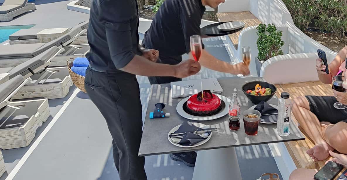 Santorini: Paari massaaž õhtusöök ja pääs basseini | GetYourGuide