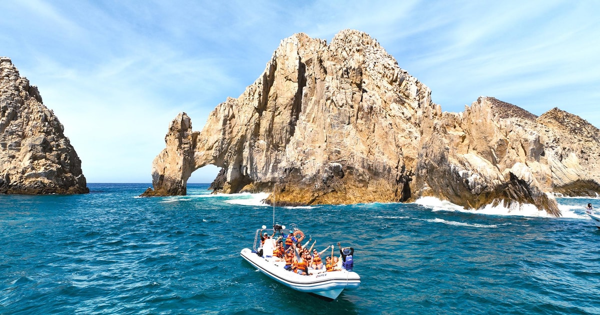 Los Cabos: Excursión al Arco en lancha rápida y paseo en camello por la ...