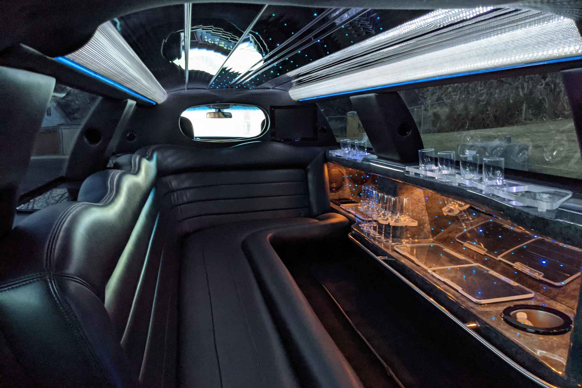 RIGA: VIP Nightlife Tour to Bars, Nightclub & Strip Club | Guide to Europe