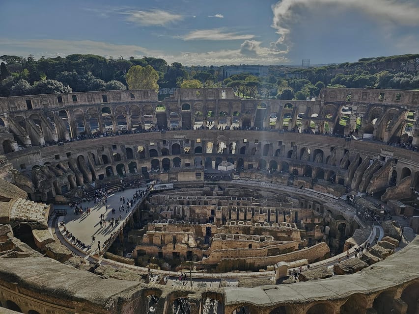 Rome: Colosseum and Ancient Rome Priority access with host | GetYourGuide