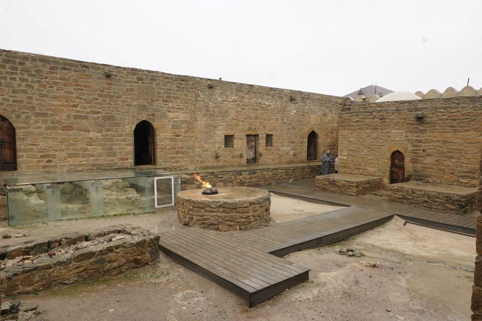 Half Day Ateshgah-Fire Temple & Yanardag-Fire Mountain tour | GetYourGuide