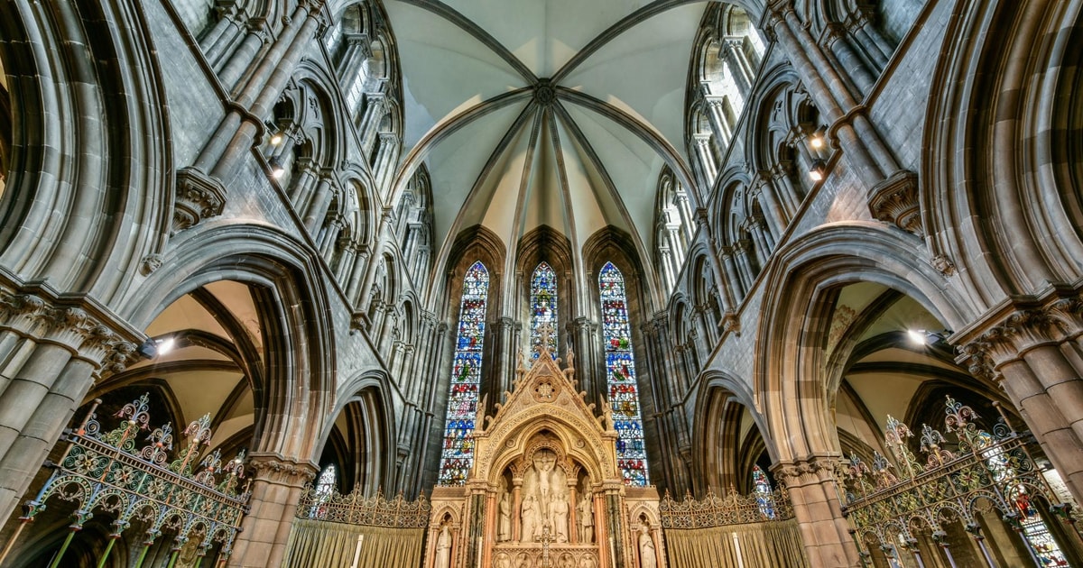 Edinburgh Churches Tour, St Giles Catthedral, St Mary's | GetYourGuide