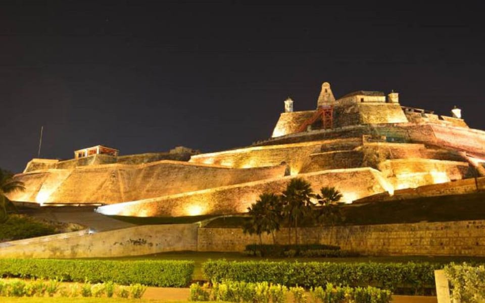 Chiva Rumbera: The party on wheels you should experience | GetYourGuide