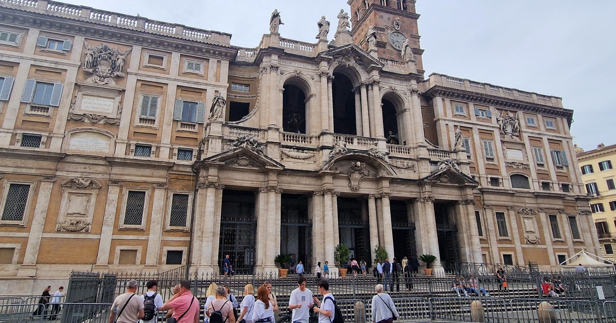 Roma: Jubileu antigo nas 4 principais basílicas | GetYourGuide