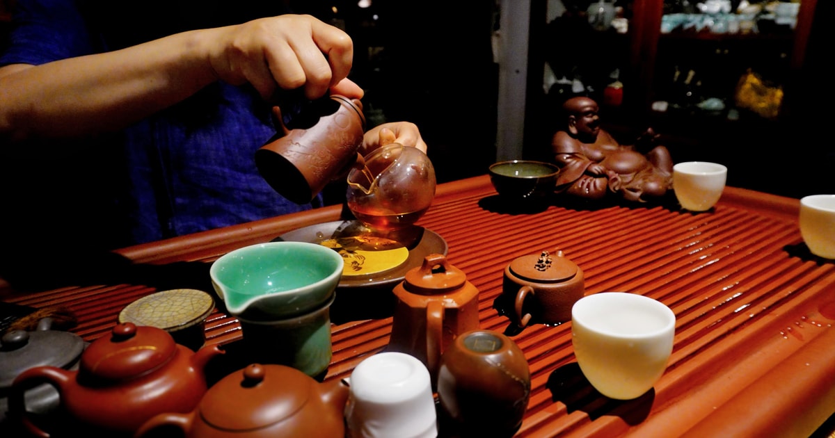 Lazy Citywalk for Tea Lovers | Sip, Stroll & Feel Chengdu | GetYourGuide