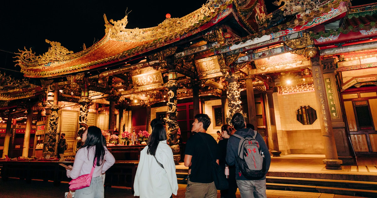 Taipei's Origin & Longshan Temple - Taiwan Cultural Tour | GetYourGuide