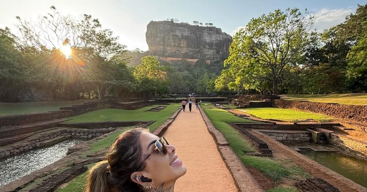 Sigiriya: Lví skála, Dambulla a prohlídka vesnice s pěší túrou ...