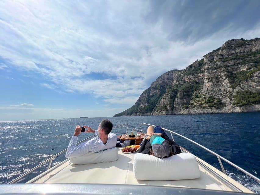 Desde Sorrento Positano Tour privado en barco Día completo | GetYourGuide