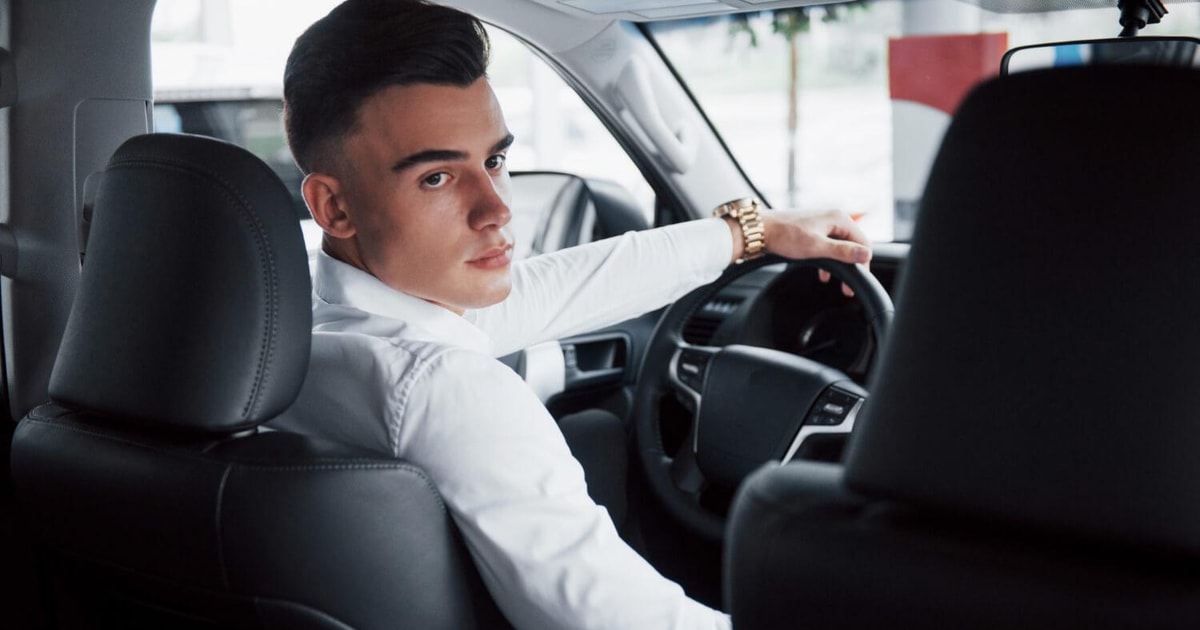 Cusco: Pick up from the land terminal for group of 7 | GetYourGuide