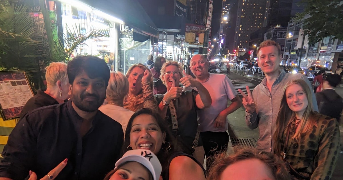 NYC: Glitz Glam and Gangsters Night Out Tour | GetYourGuide