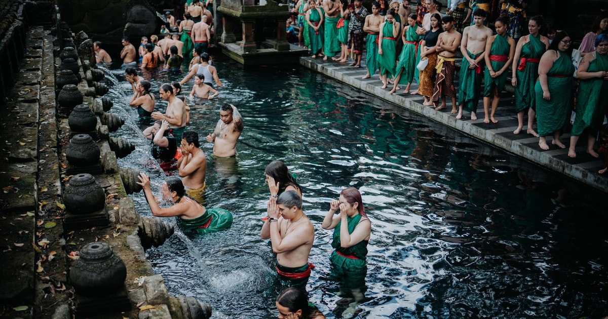 Bali: Explorați frumusețea naturală ascunsă din Ubud | GetYourGuide