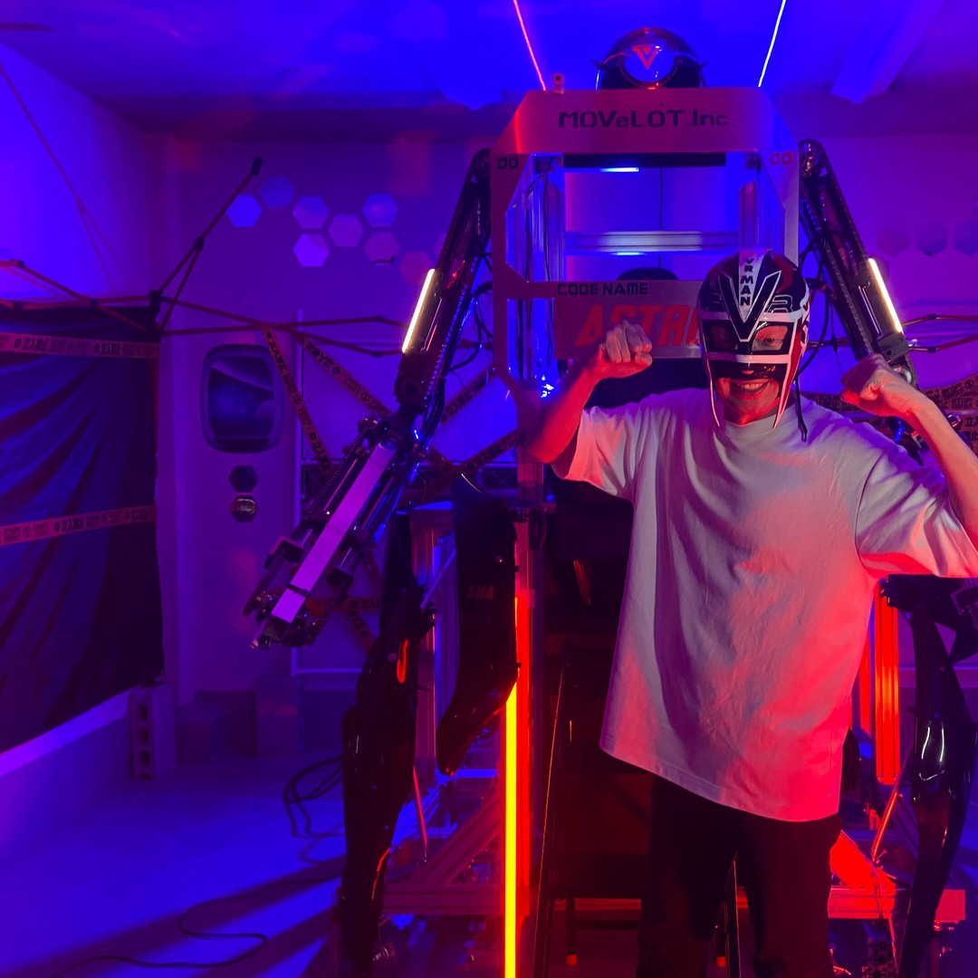 Tokyo: Robot Piloting Attraction Ticket | GetYourGuide