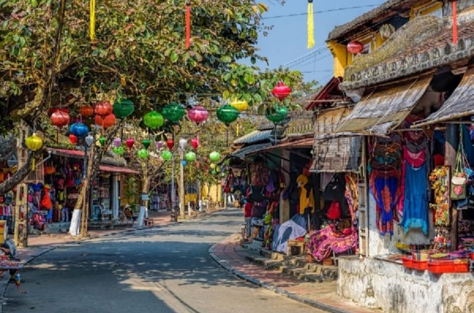 Chan May Hafen nach Da Nang und Hoi An Stadt mit dem Privatwagen ...