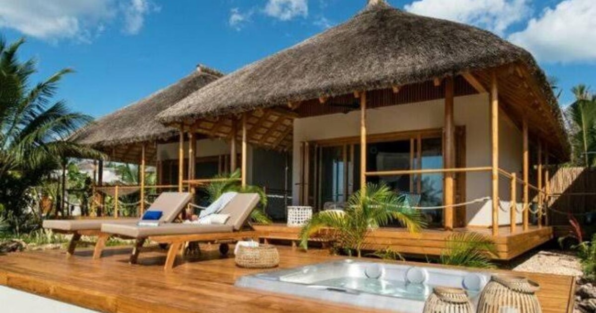 Uhuru Hospitality Adventures:(Aroro Club)-Zanzibar Tour | GetYourGuide