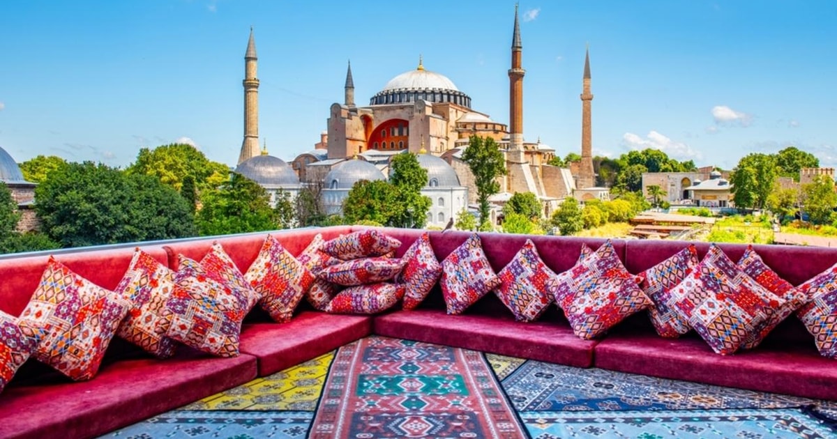 Istanbul: Ganztagestour durch das Kulturerbe + Mercedes Vito | GetYourGuide