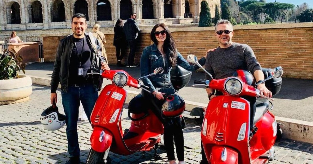 Rom: Guidet Vespa-tur - Kør selv eller som passager | GetYourGuide